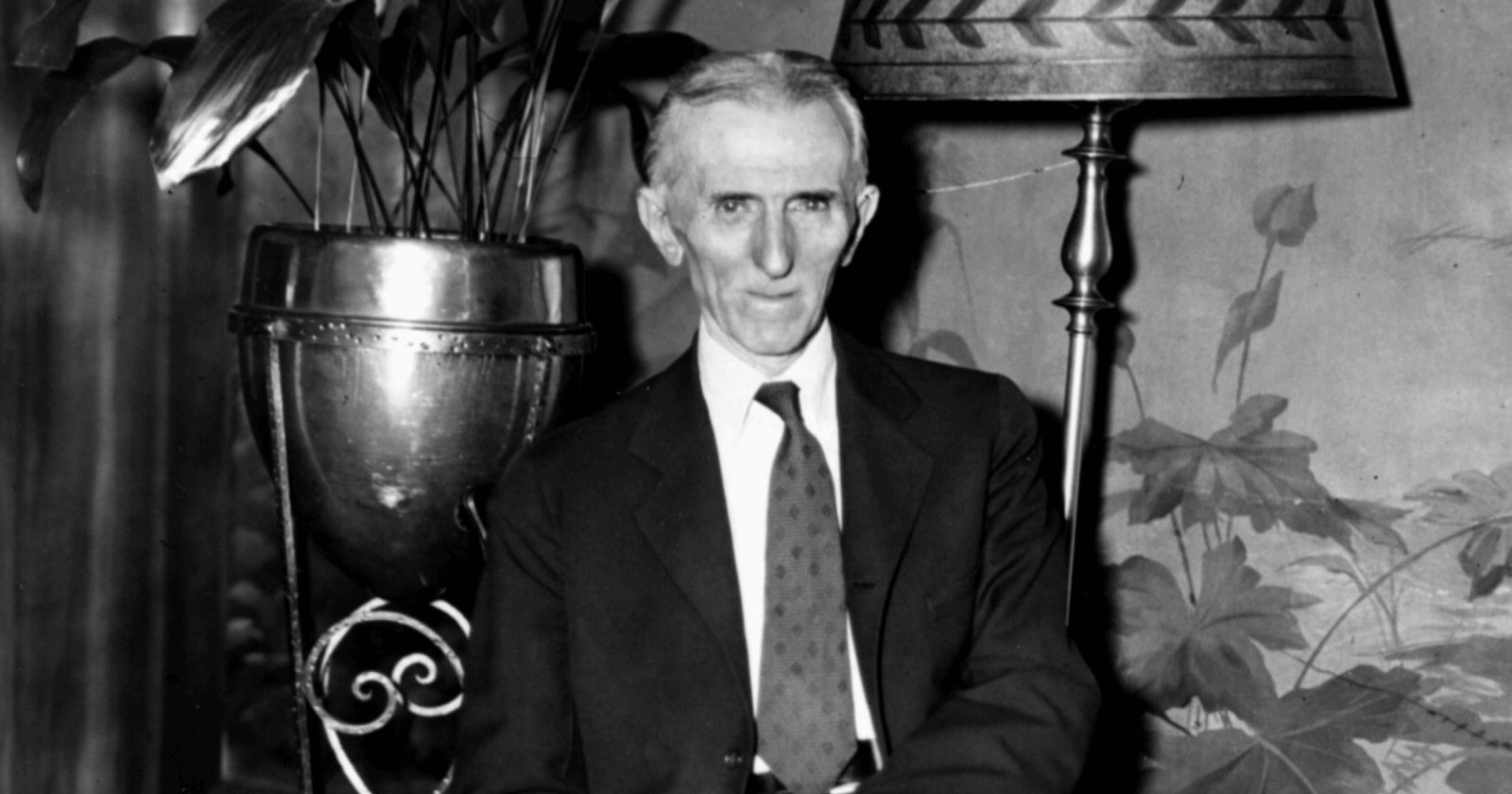 Detalhe na biografia de Nikola Tesla tem o poder de te inspirar como um ... Detalhe na biografia de Nikola Tesla tem o poder de te inspirar como um ...