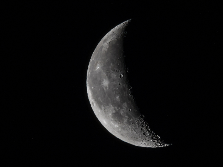 Fase da Lua de hoje, 19/05/2025. O que observar no céu