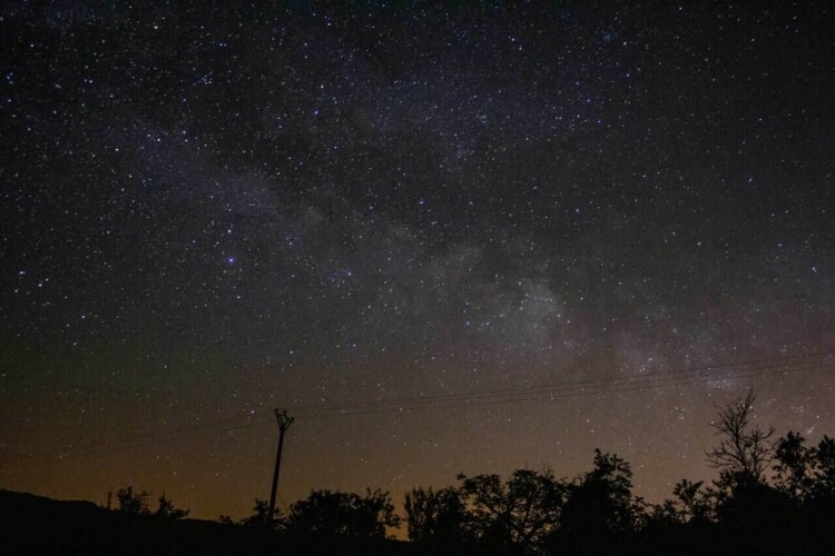 9 dicas para observar o céu sem telescópio e conseguir ver tudo